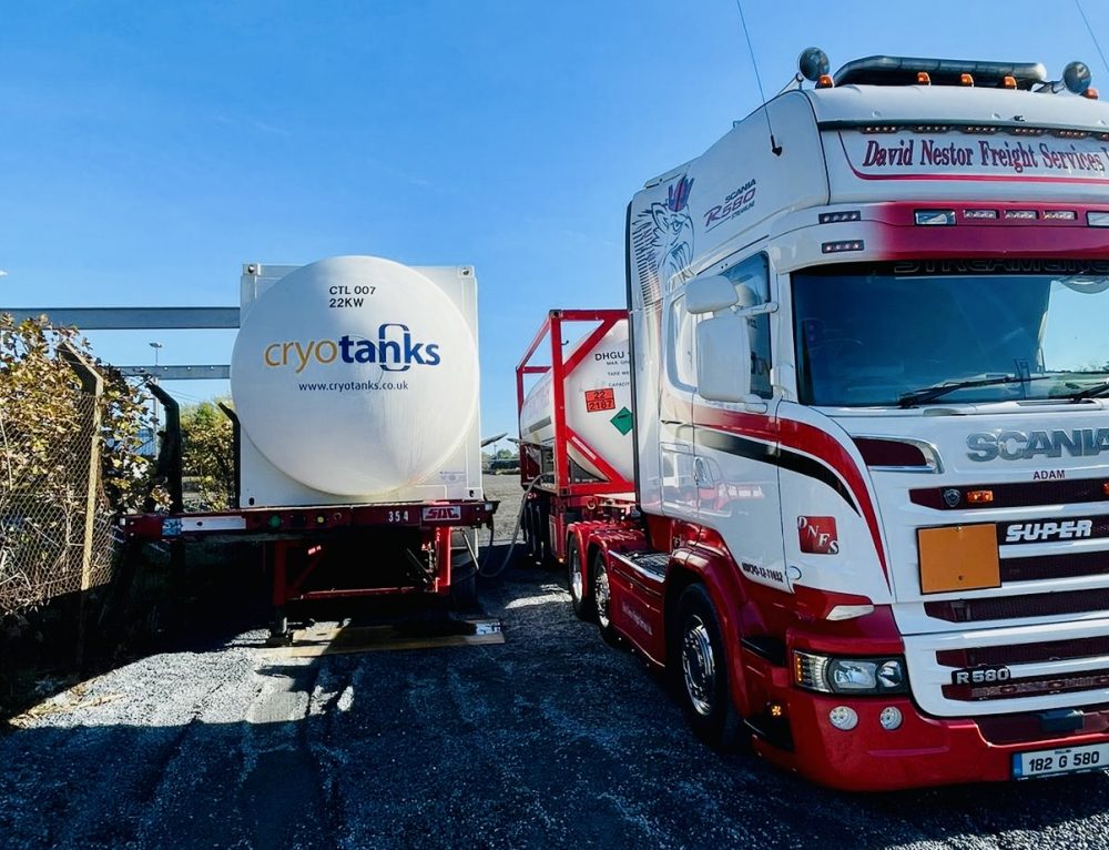 Robinson Distribution Tank & Pipeline Installation-Cryotanks